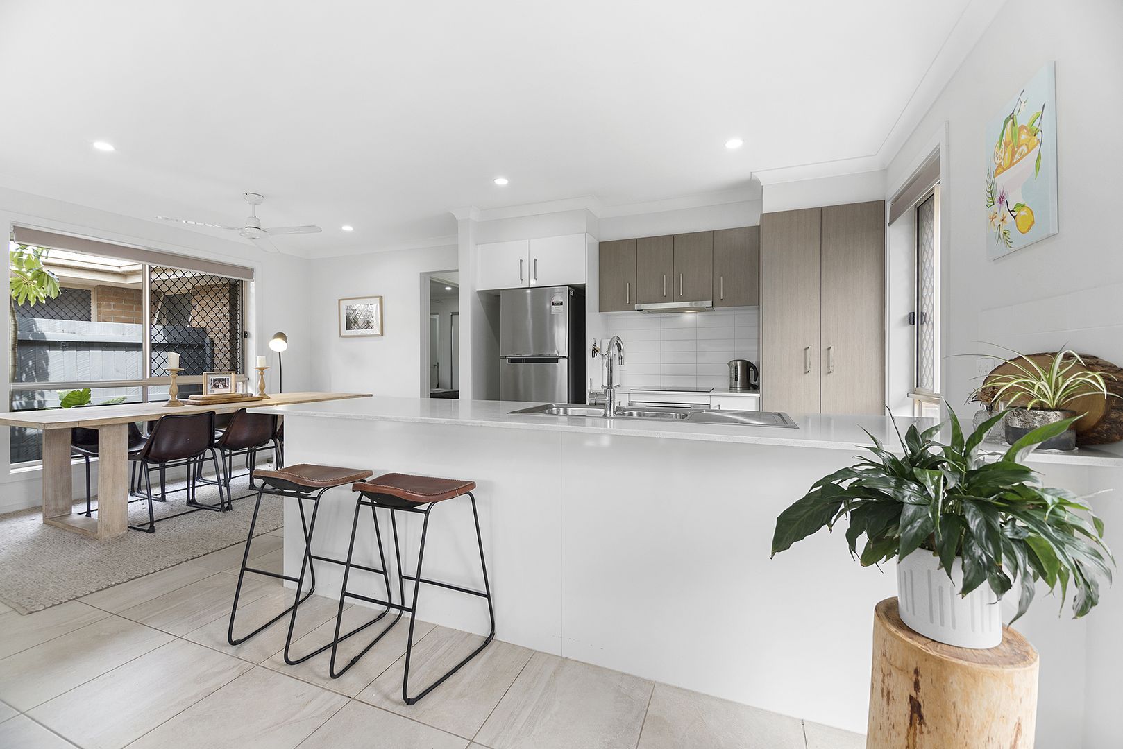 20A Cummings Circuit, Willow Vale QLD 4209 - House For Rent | Domain