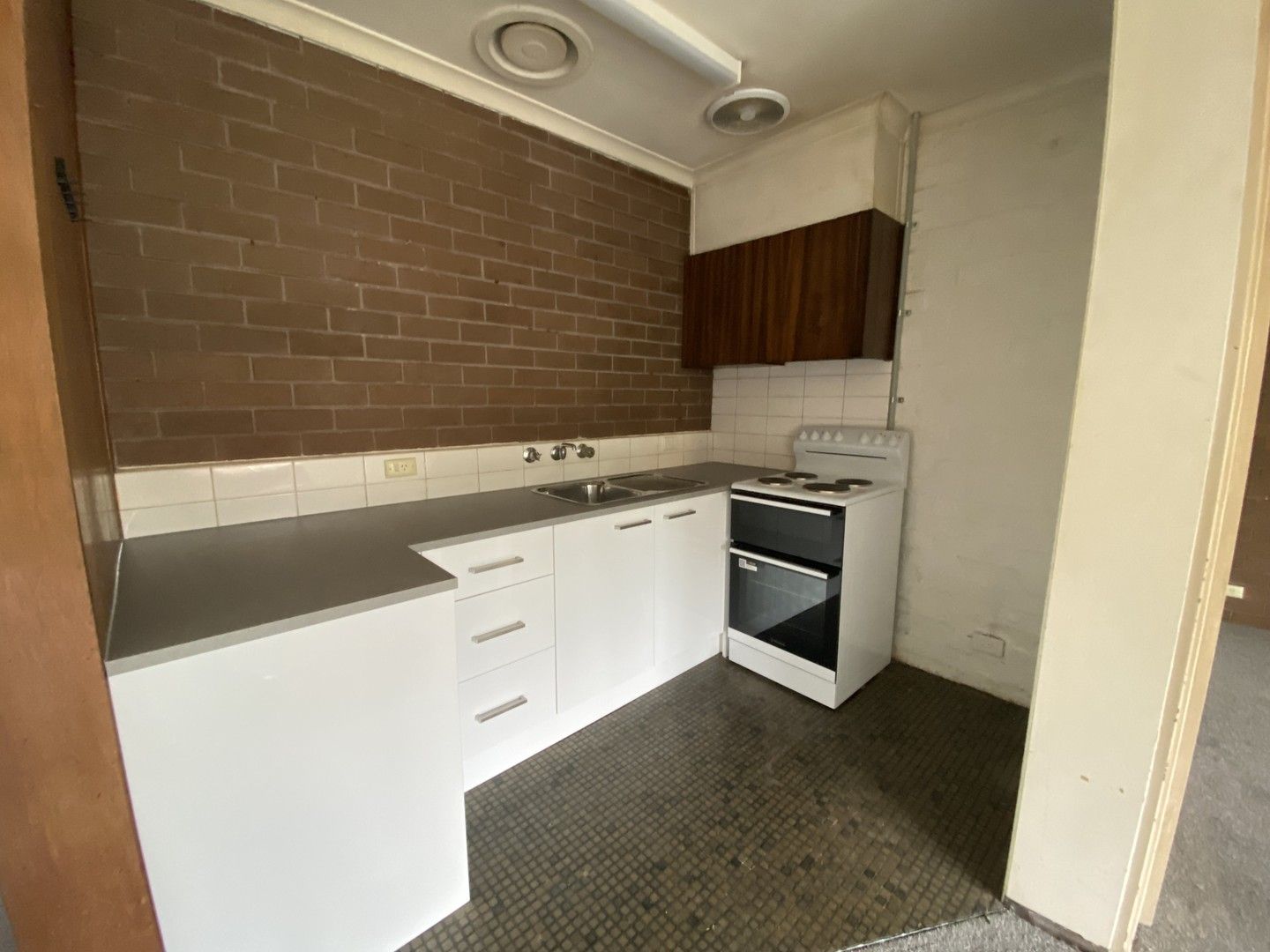 7/11 Gordon Street, Footscray VIC 3011 - Apartment For Rent | Domain