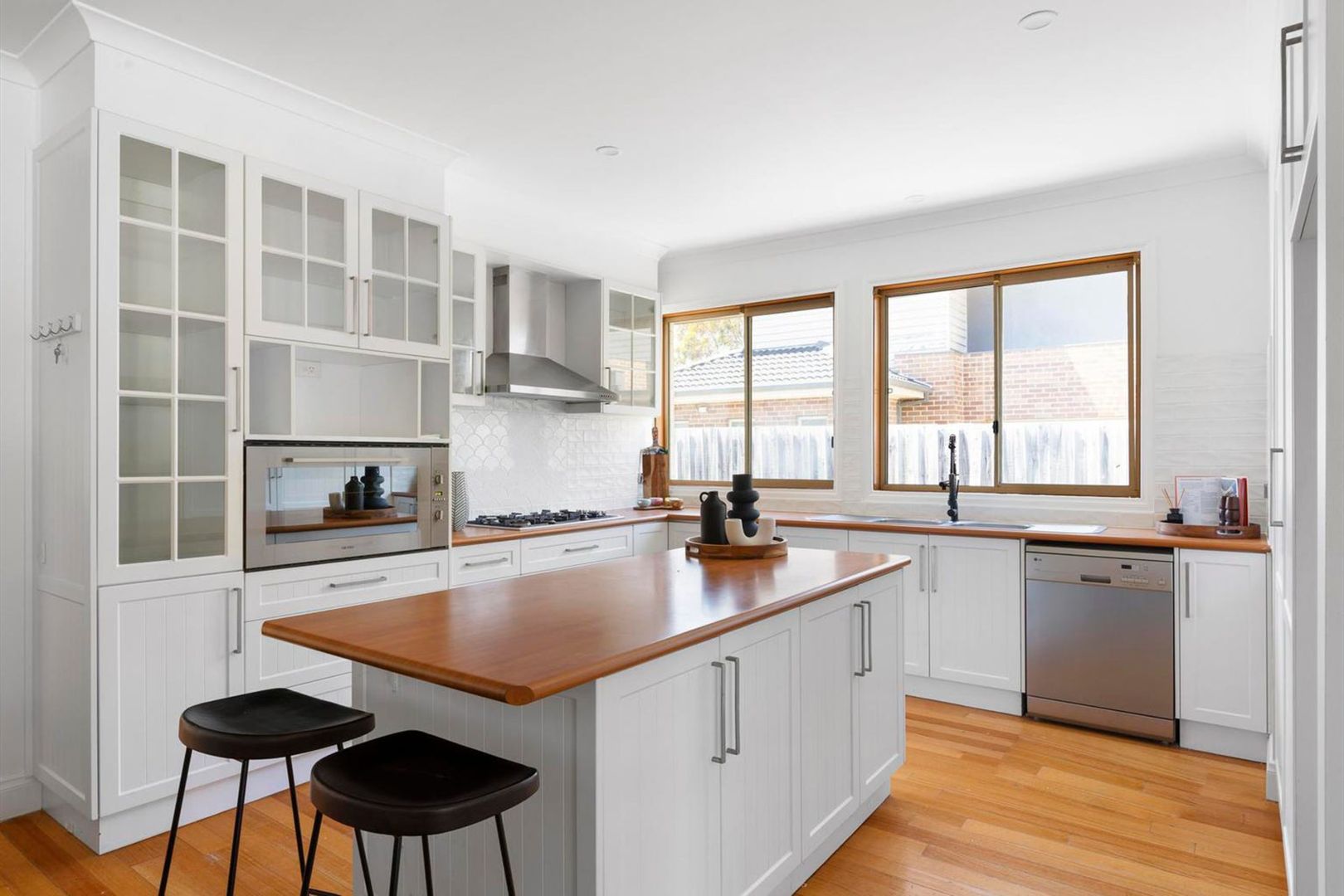 10 Darebin Boulevard, Reservoir VIC 3073 - House For Rent | Domain