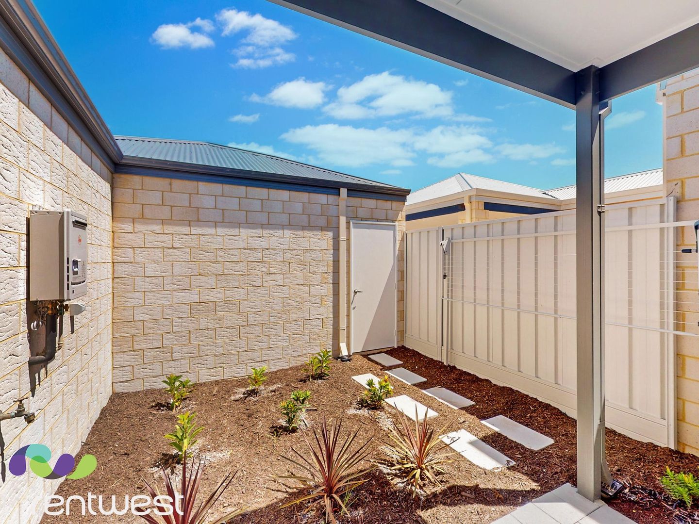 43 Cowaramup Loop, Two Rocks WA 6037 - House For Rent - $550 | Domain