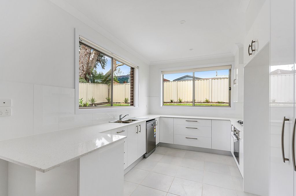 3/32 Brian Street, Balgownie NSW 2519 - Townhouse For Rent | Domain