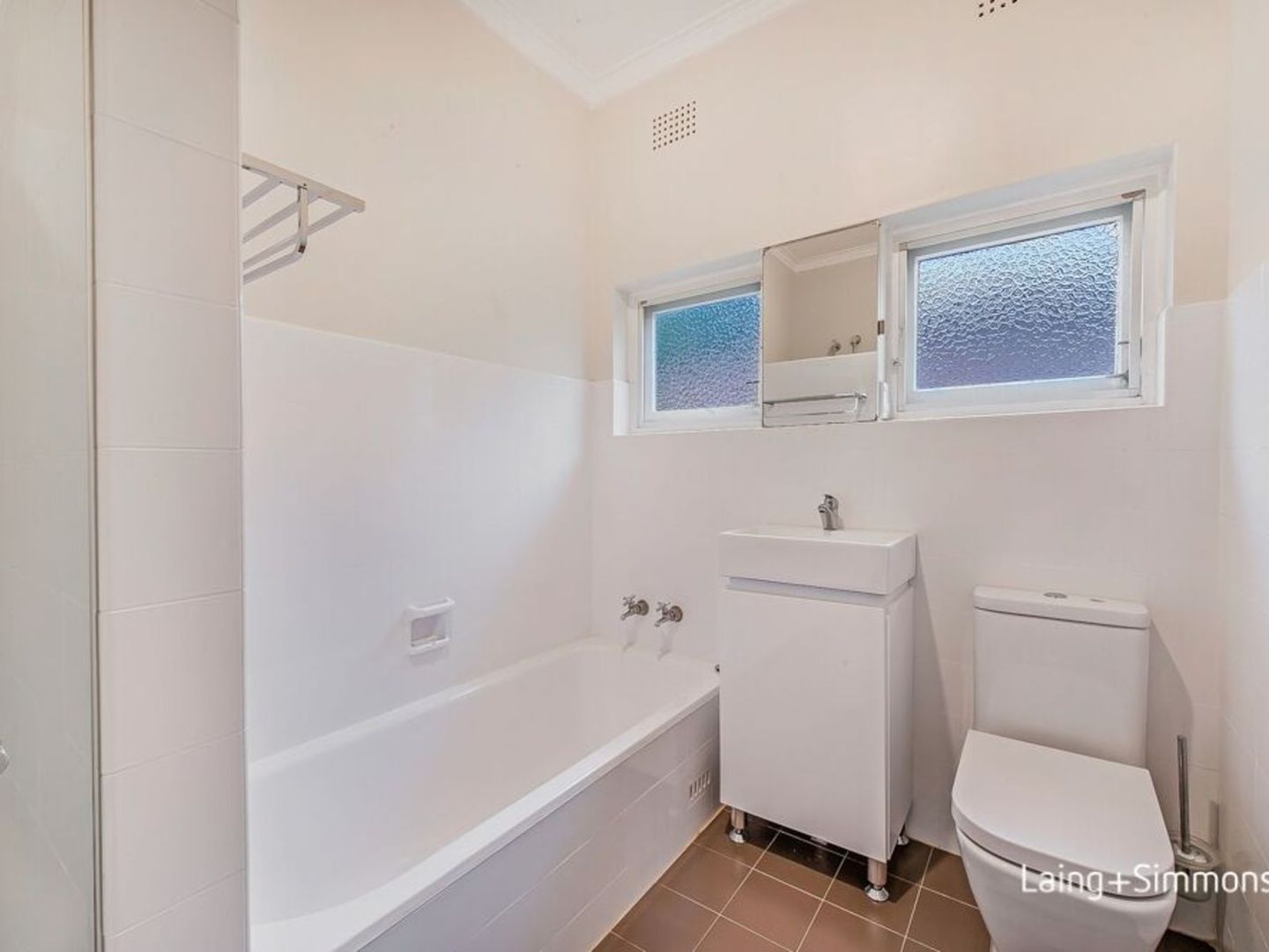 16 Leith Road, Pennant Hills NSW 2120 - House For Rent | Domain