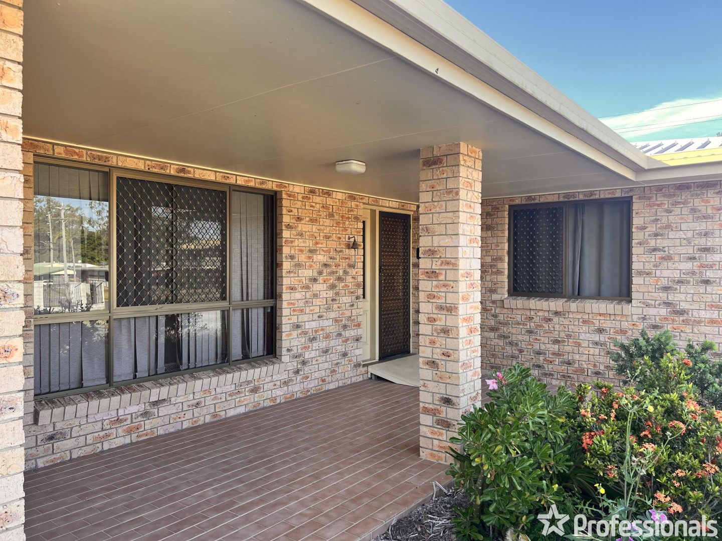 2 Rosewood Court, Kin Kora QLD 4680 - House For Rent | Domain