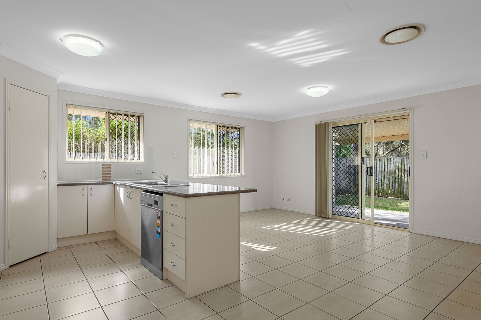 51 Meadowview Dr, Morayfield QLD 4506 - House For Rent - $550 | Domain