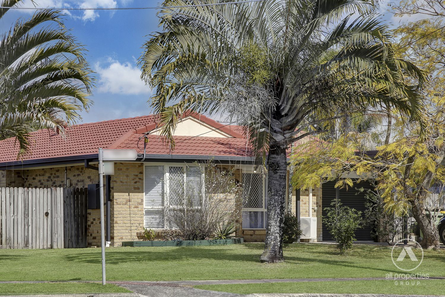 2 Parkside Drive, Crestmead QLD 4132 | Domain