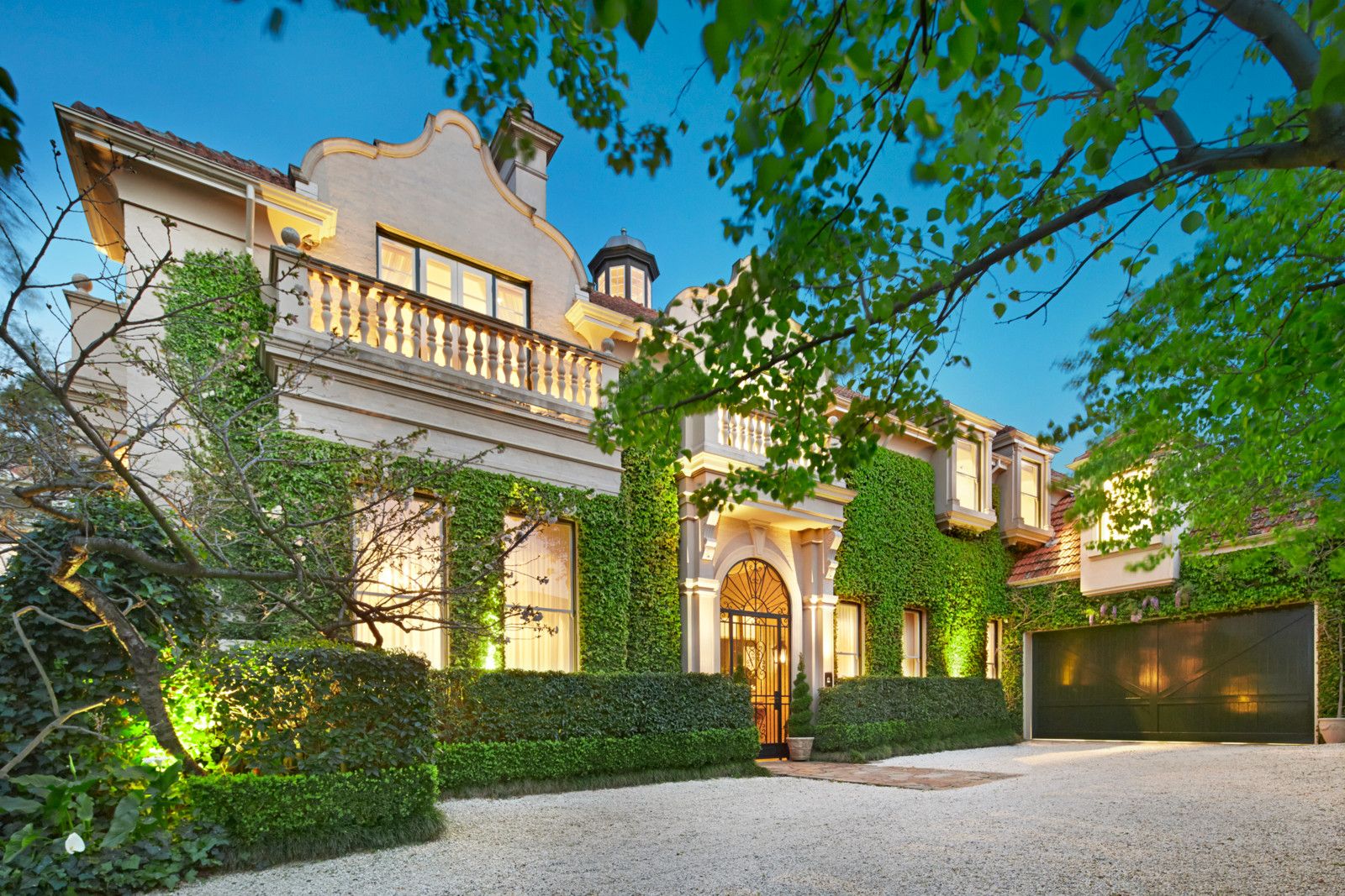 5 Torresdale Court, Toorak | Property History & Address Research | Domain