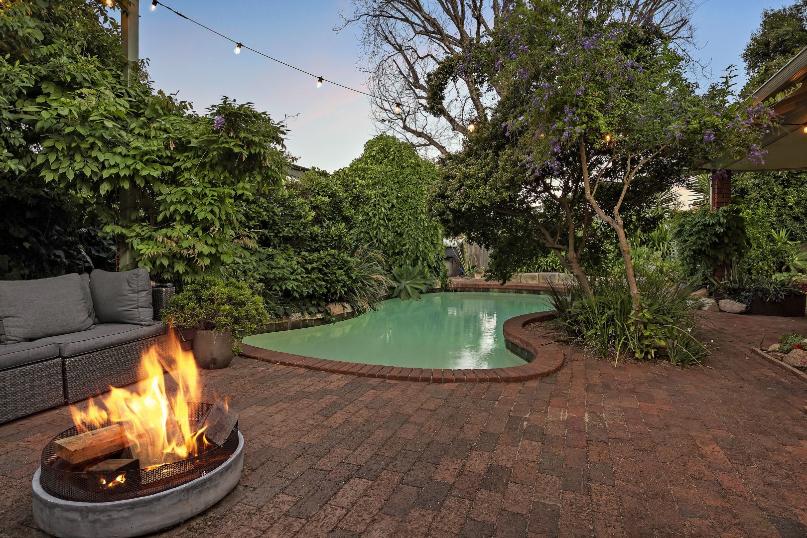 10 Ratcliffe Road, Booragoon WA 6154 | Domain