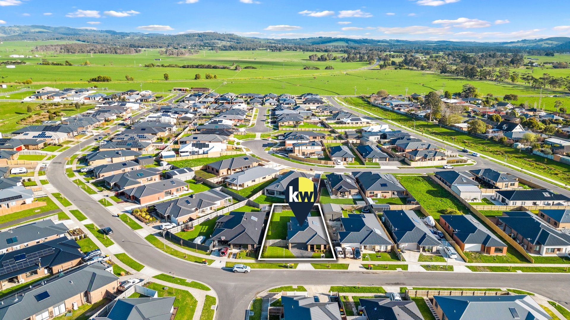 35 Ridge Boulevard, Yinnar VIC 3869 | Domain