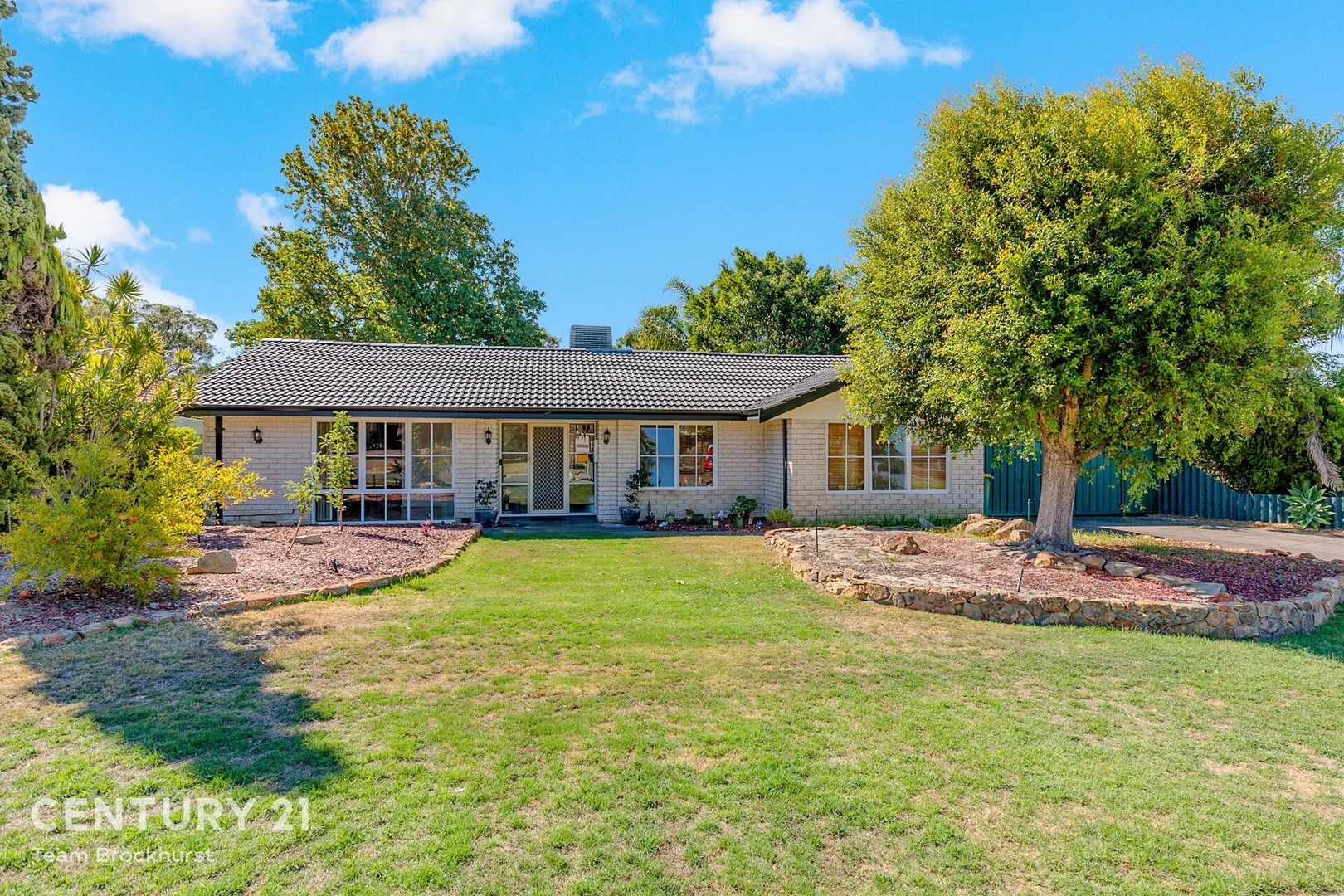 33 Sutherland Drive, Thornlie WA 6108 - Apartment For Rent | Domain