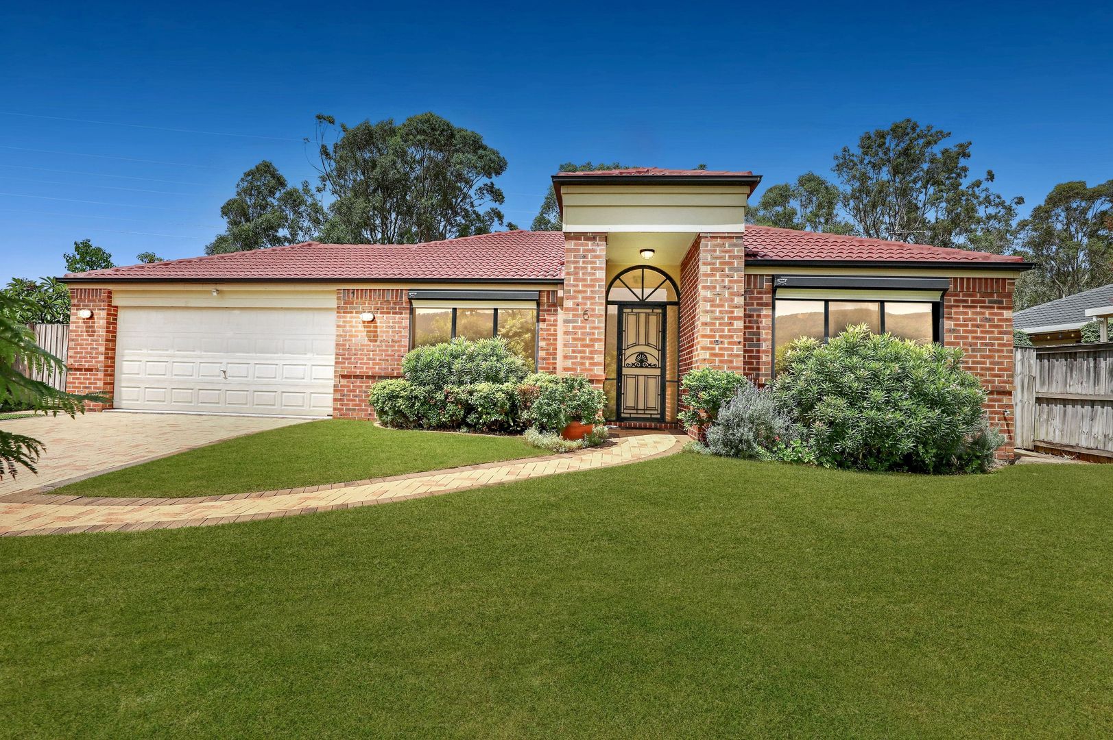 6 Pinewood Place, Horsley | Property History & Address Research | Domain