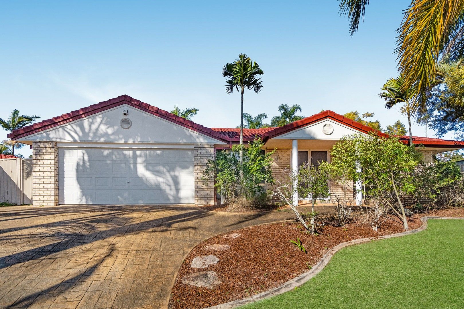 20 Ironbark Place, Calamvale QLD 4116 - House For Rent - $680 | Domain