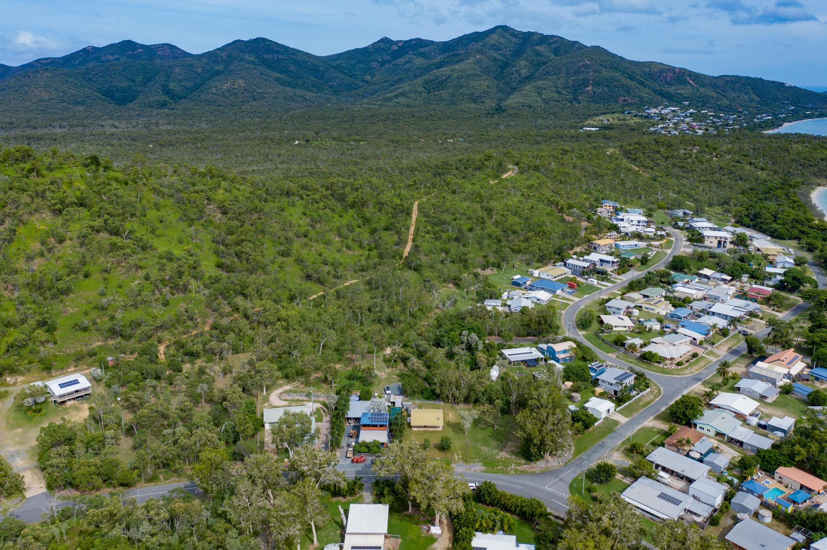 2 Dingo Beach Road, Dingo Beach | Property History & Address Research ...