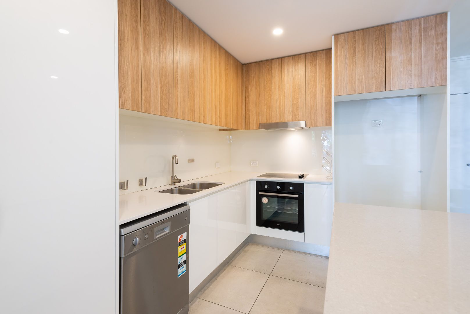 25 Florabella Dr, Robina QLD 4226 - Townhouse For Rent | Domain