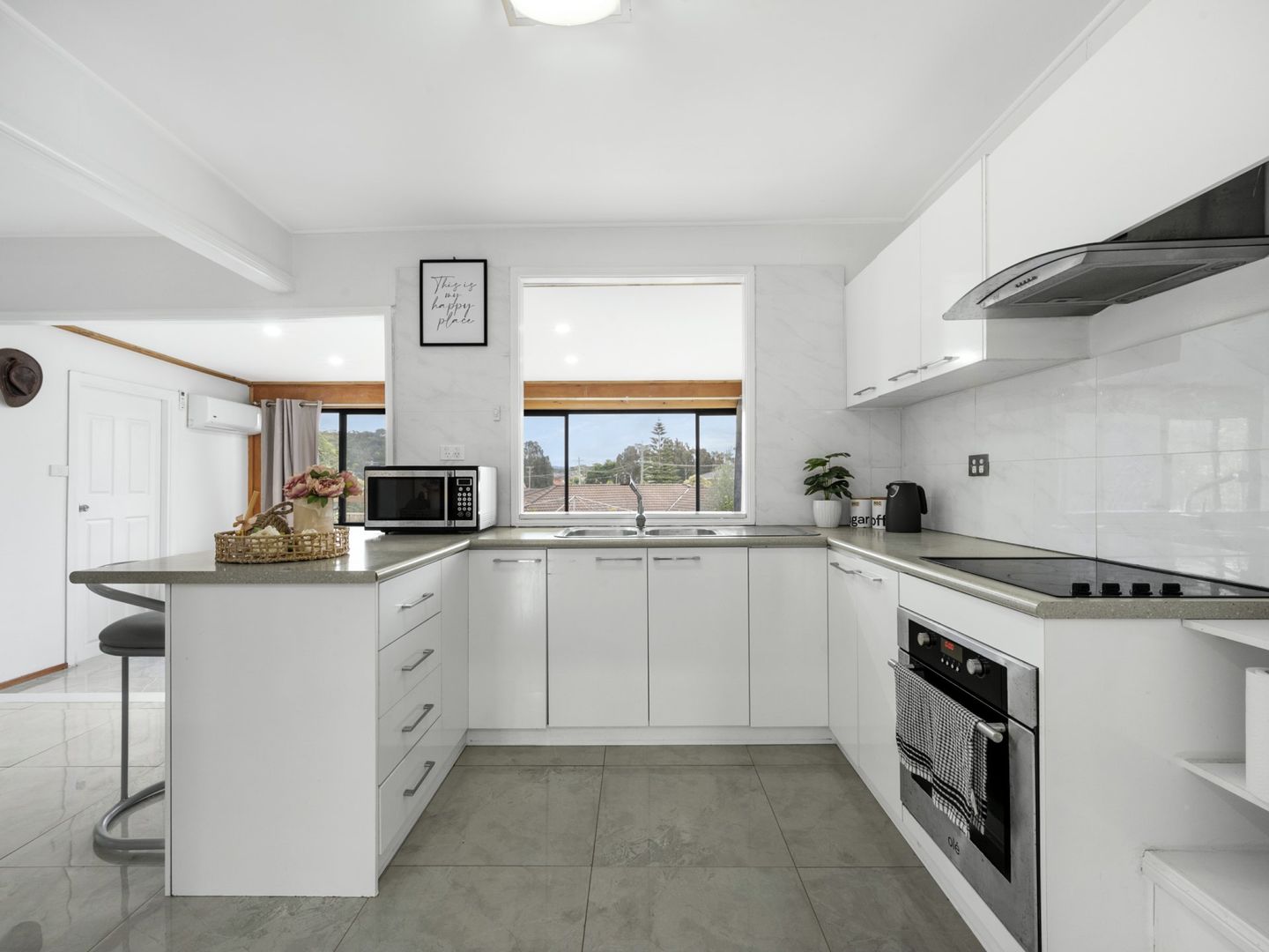 27 Ray Street, Sussex Inlet NSW 2540 | Domain