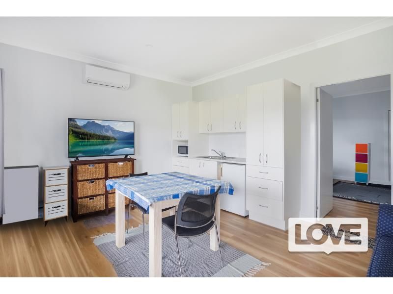 Fisher Street, Neath NSW 2326 - 1 bed house for Rent, $360 - 16540740 ...