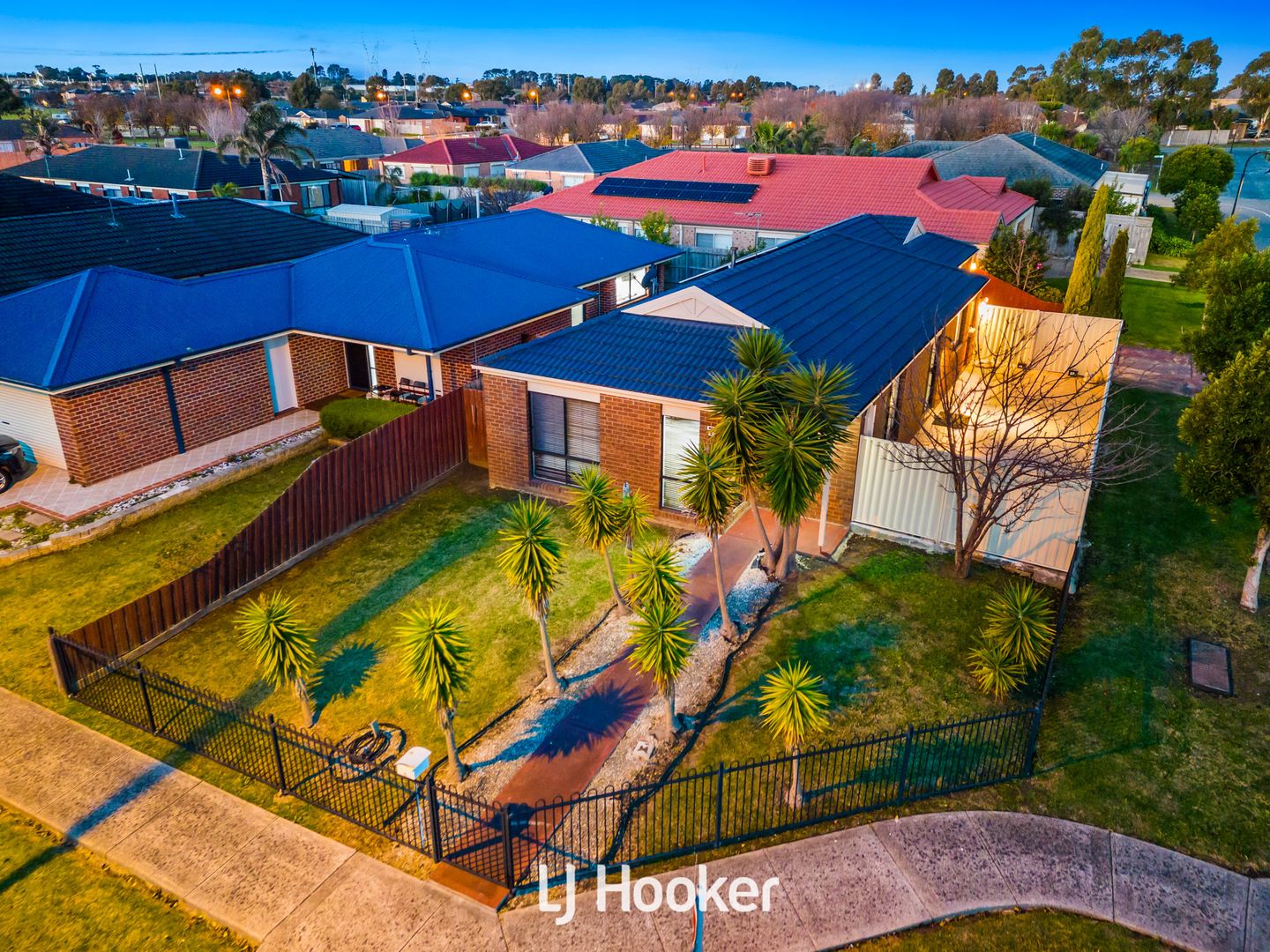 6 Venus Place, Cranbourne VIC 3977 | Domain