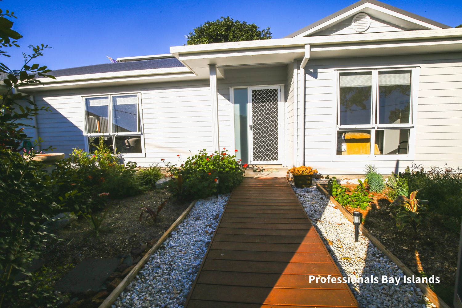 5 Cooee Street, Macleay Island QLD 4184 | Domain