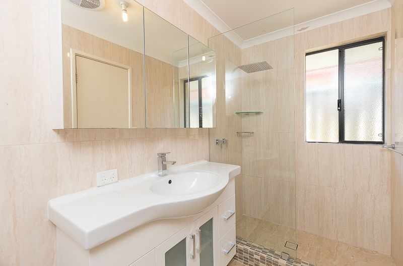 10 Unicorn St, Bertram WA 6167 - House For Rent | Domain