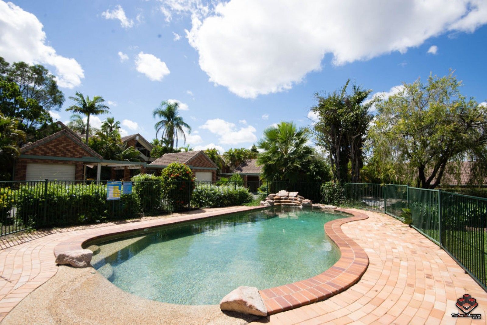 ID:21119034/20 Hellawell Road, Sunnybank Hills QLD 4109 - Townhouse For ...