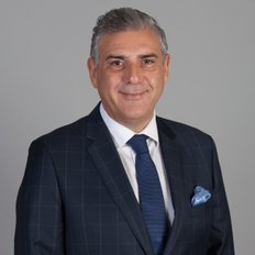 Steve Makris | Cushman & Wakefield Melbourne | Real Estate Agent in ...