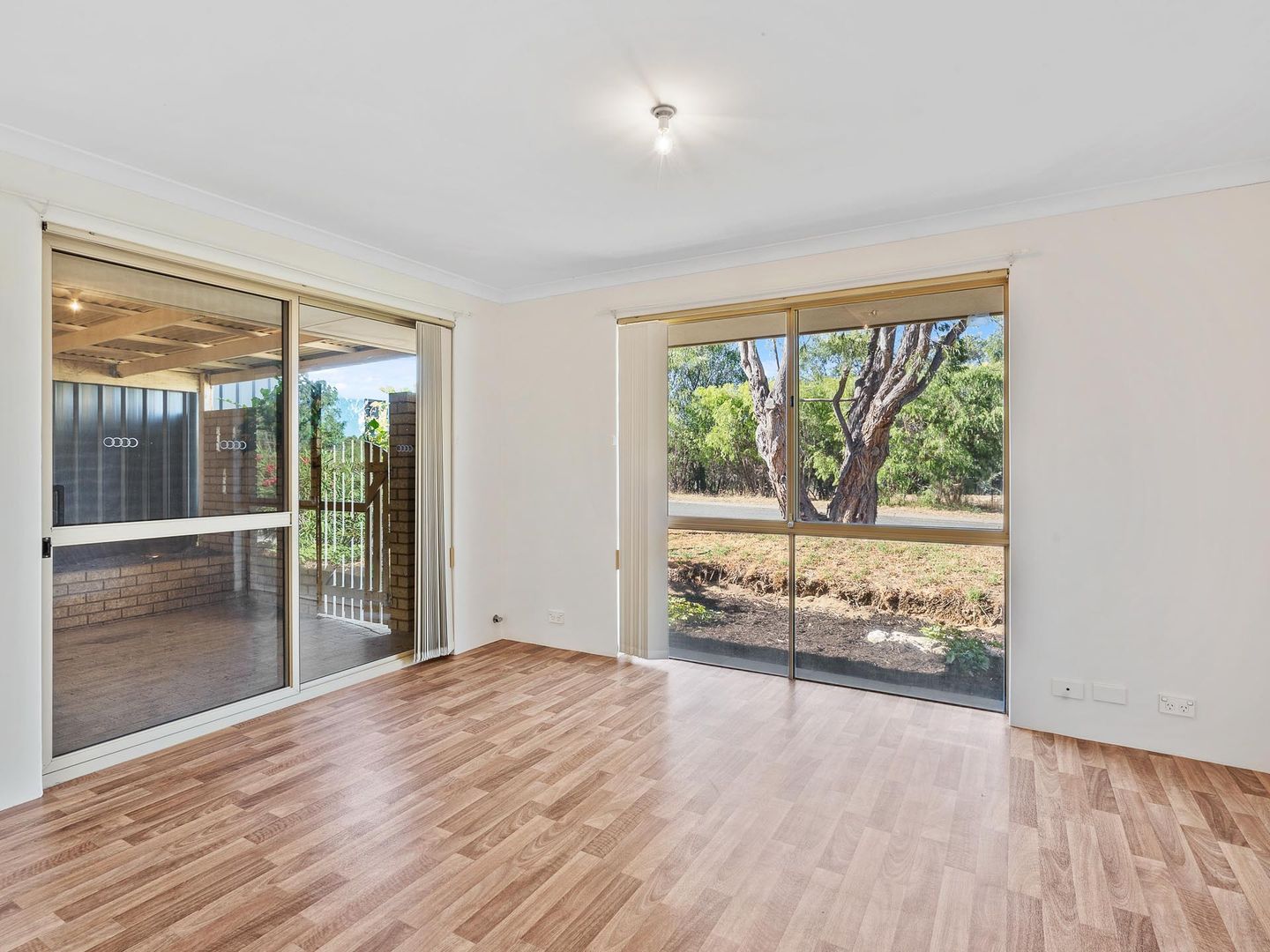 3A Tuart Close, Bouvard WA 6211 - House For Rent - $400 | Domain