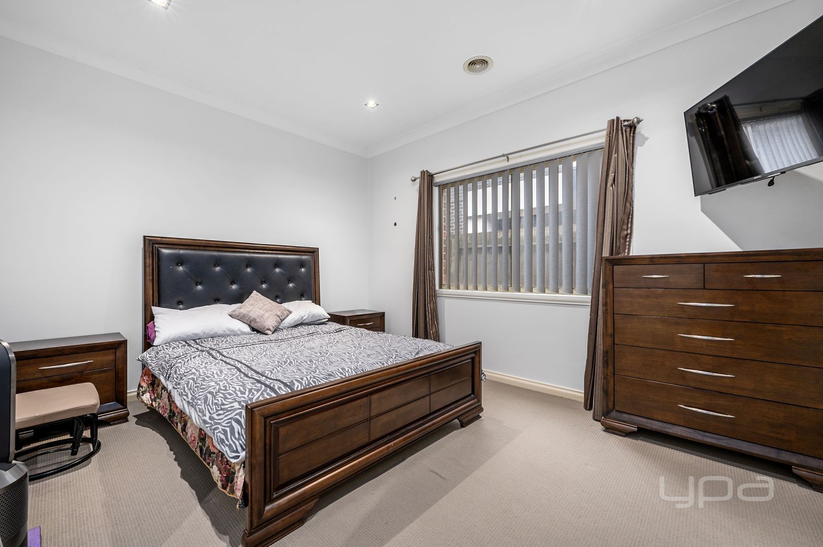 1/3 Crestmont Drive, Melton South VIC 3338 | Domain