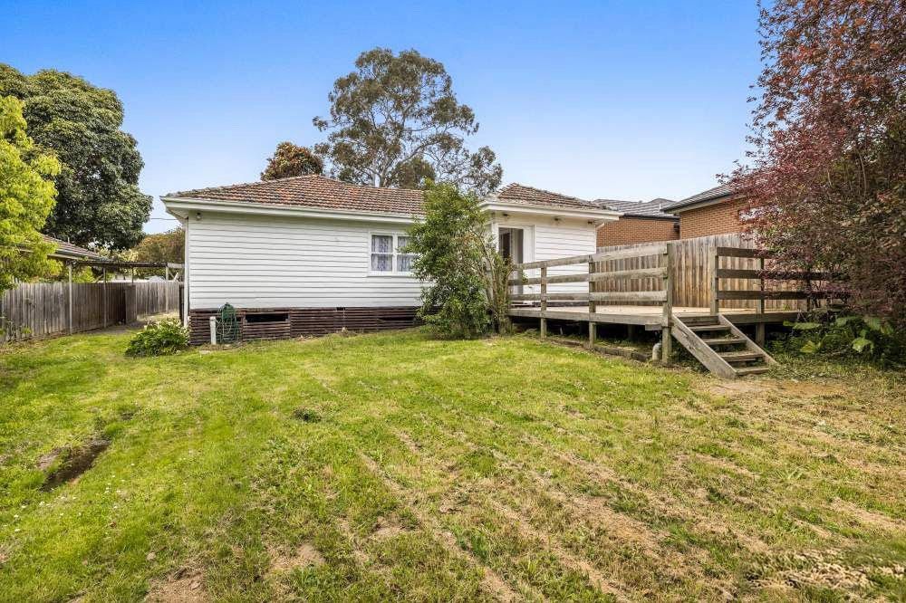 8 Surrey Court, Bayswater VIC 3153 | Domain