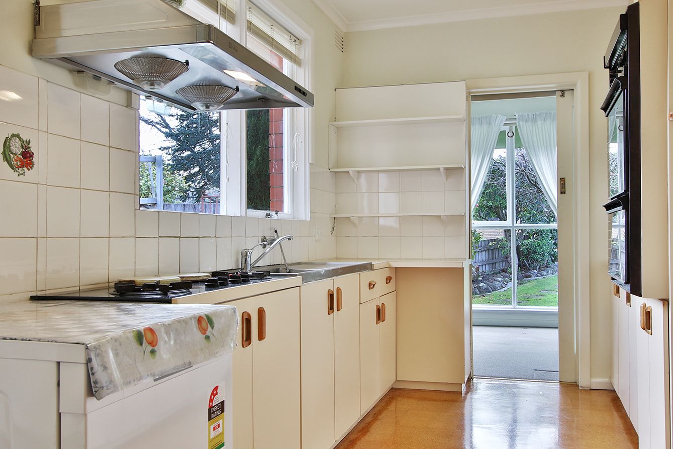 53 Sunhill Road, Mount Waverley VIC 3149 - House For Rent - $600 | Domain