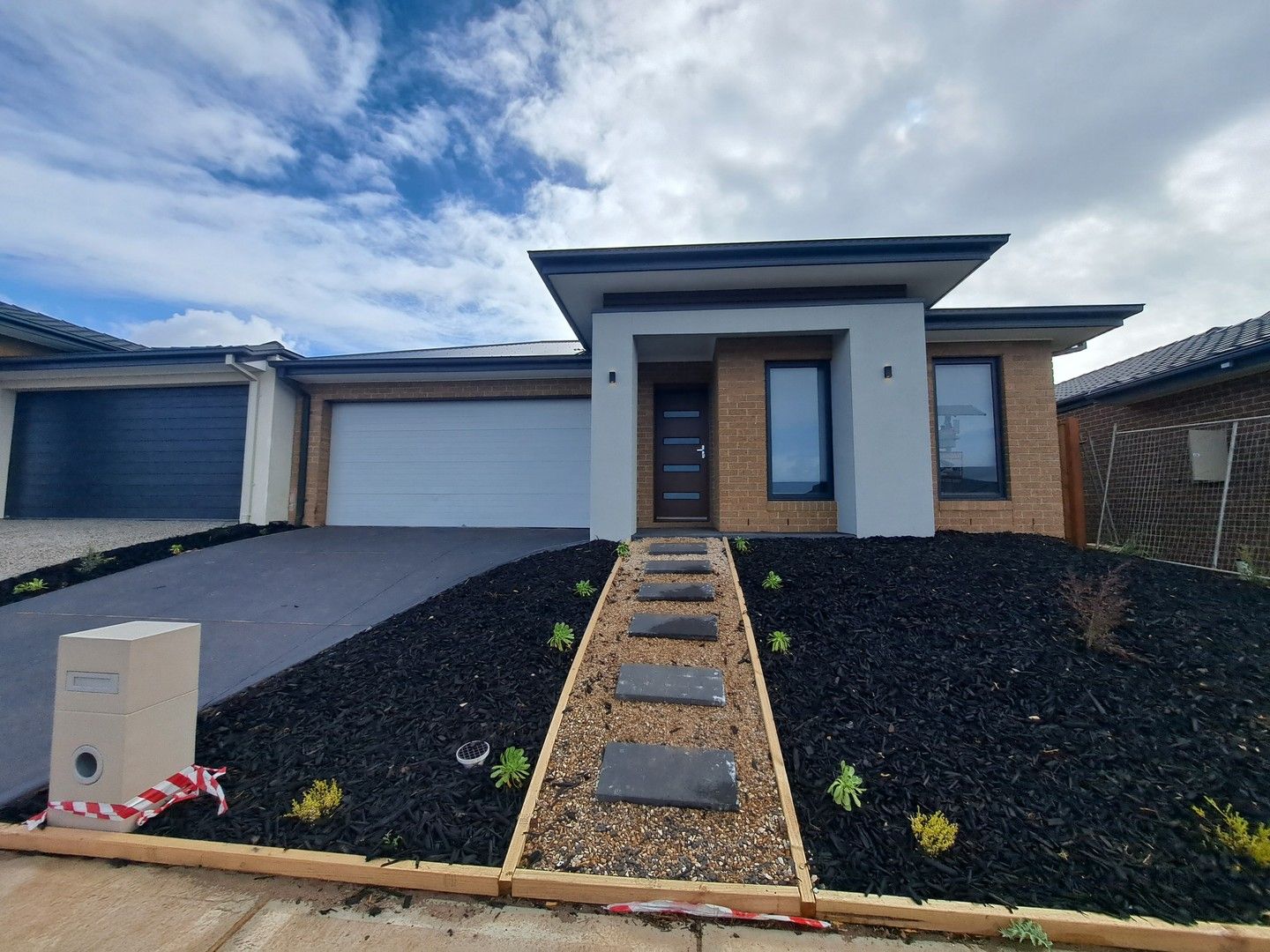 10 Benmore Street, Mambourin VIC 3024 - House For Rent - $480 | Domain