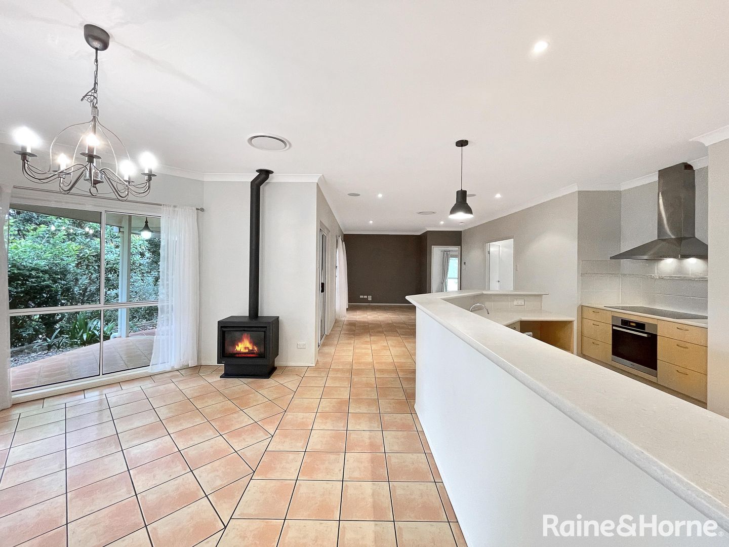 24 Logan Place, Pullenvale QLD 4069 - House For Rent - $1,200 | Domain