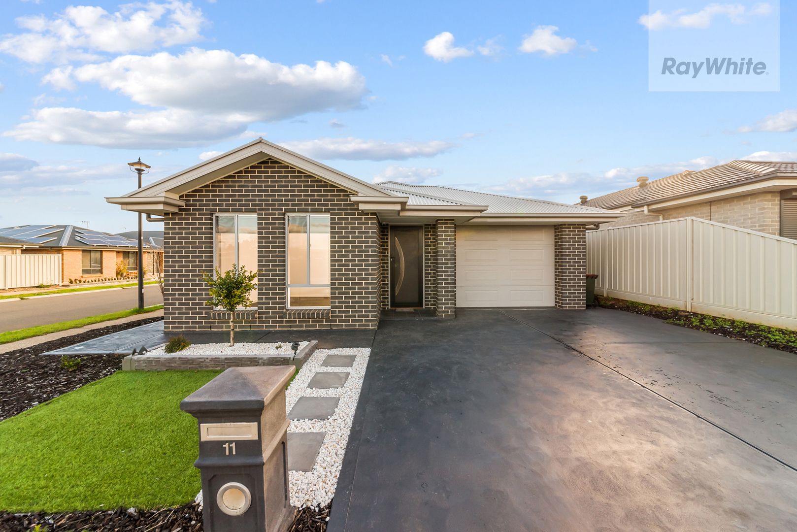 11 Spring Street, Munno Para Wes | Property History & Address Research ...