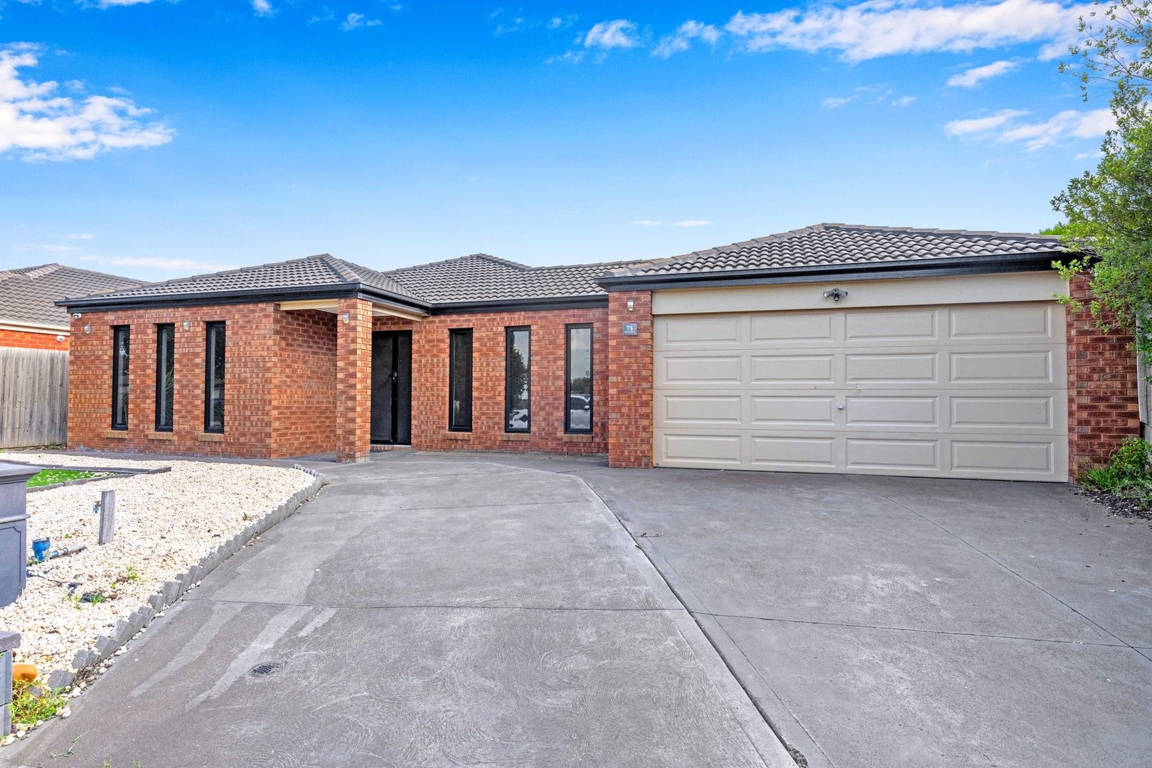 75 Lady Penrhyn Drive, Wyndham Vale VIC 3024 - House For Rent - $500 ...