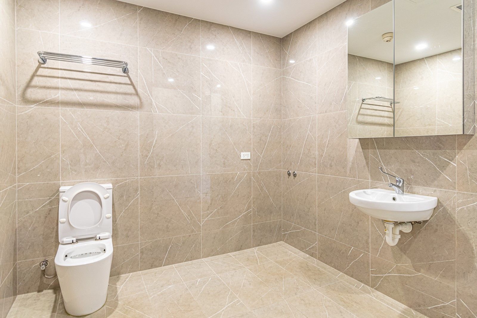 609 Elizabeth Street, Redfern NSW 2016 - Studio For Rent | Domain