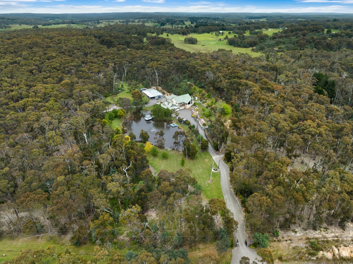 72 Marsh Court, Woodend VIC 3442 - House for Sale - $2,999,000