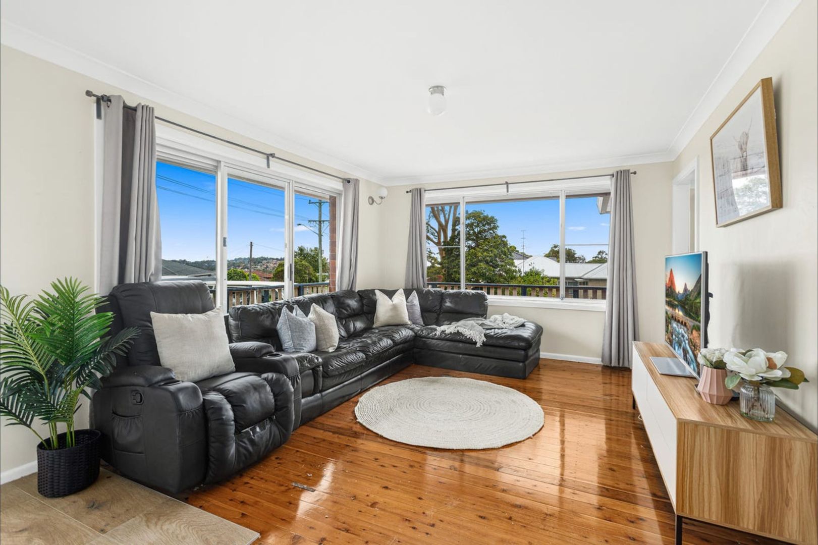 39 Staff Road, Unanderra NSW 2526 - House For Rent - $700 | Domain