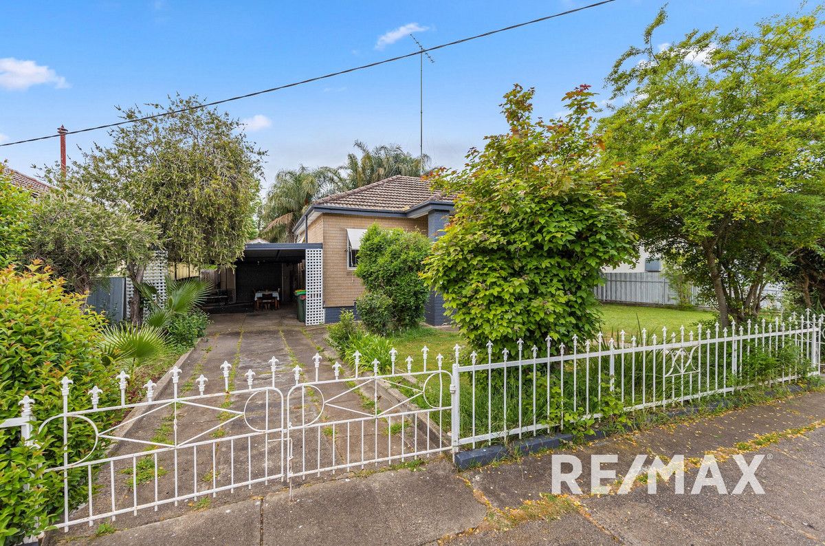 3 Spring Street, Wagga Wagga NSW 2650 - House For Rent | Domain