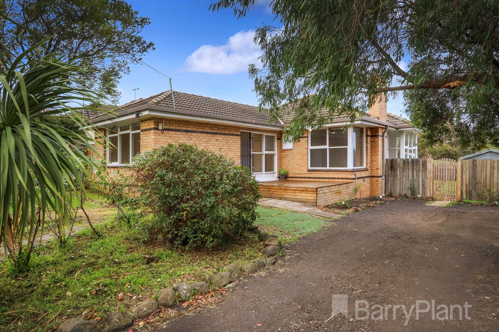 25 Moira Street, Sunshine VIC 3020 - House For Rent - $400 | Domain
