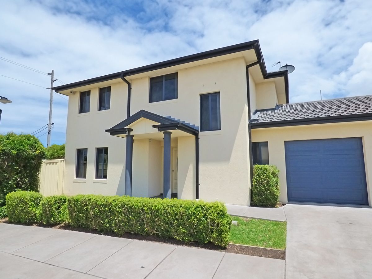 1/74 Hutton Road, The Entrance North NSW 2261 - Townhouse For Rent ...