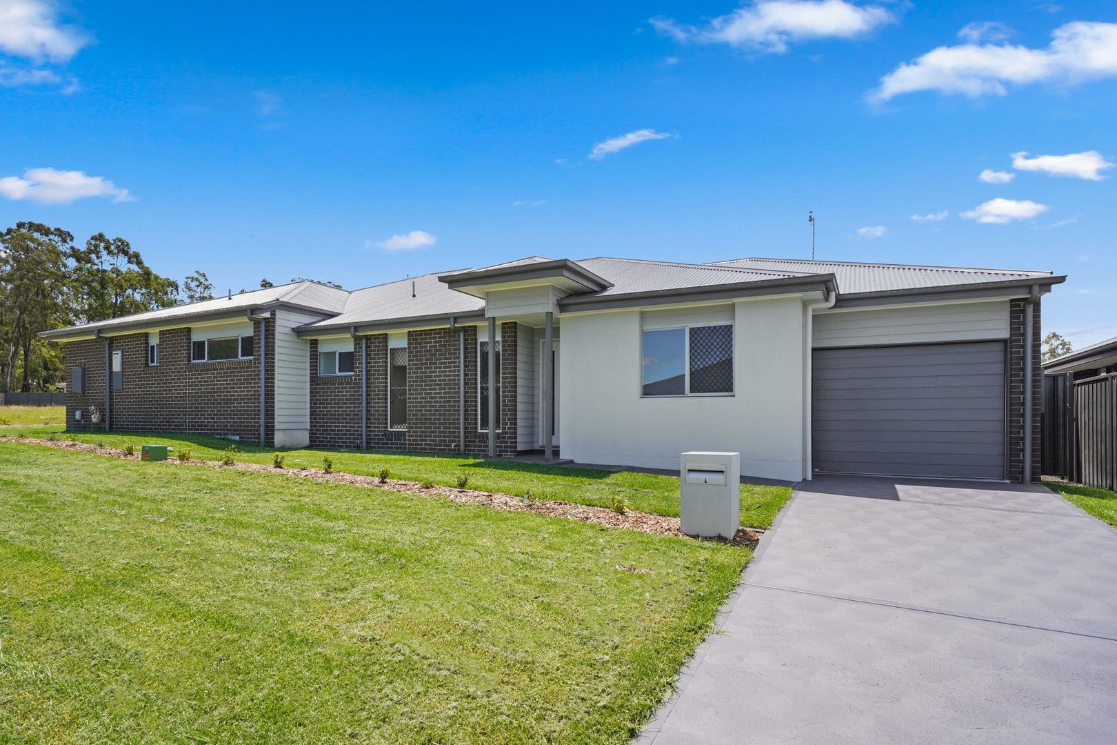 4 Romford Street, Thornton NSW 2322 - Semi-detached For Rent | Domain