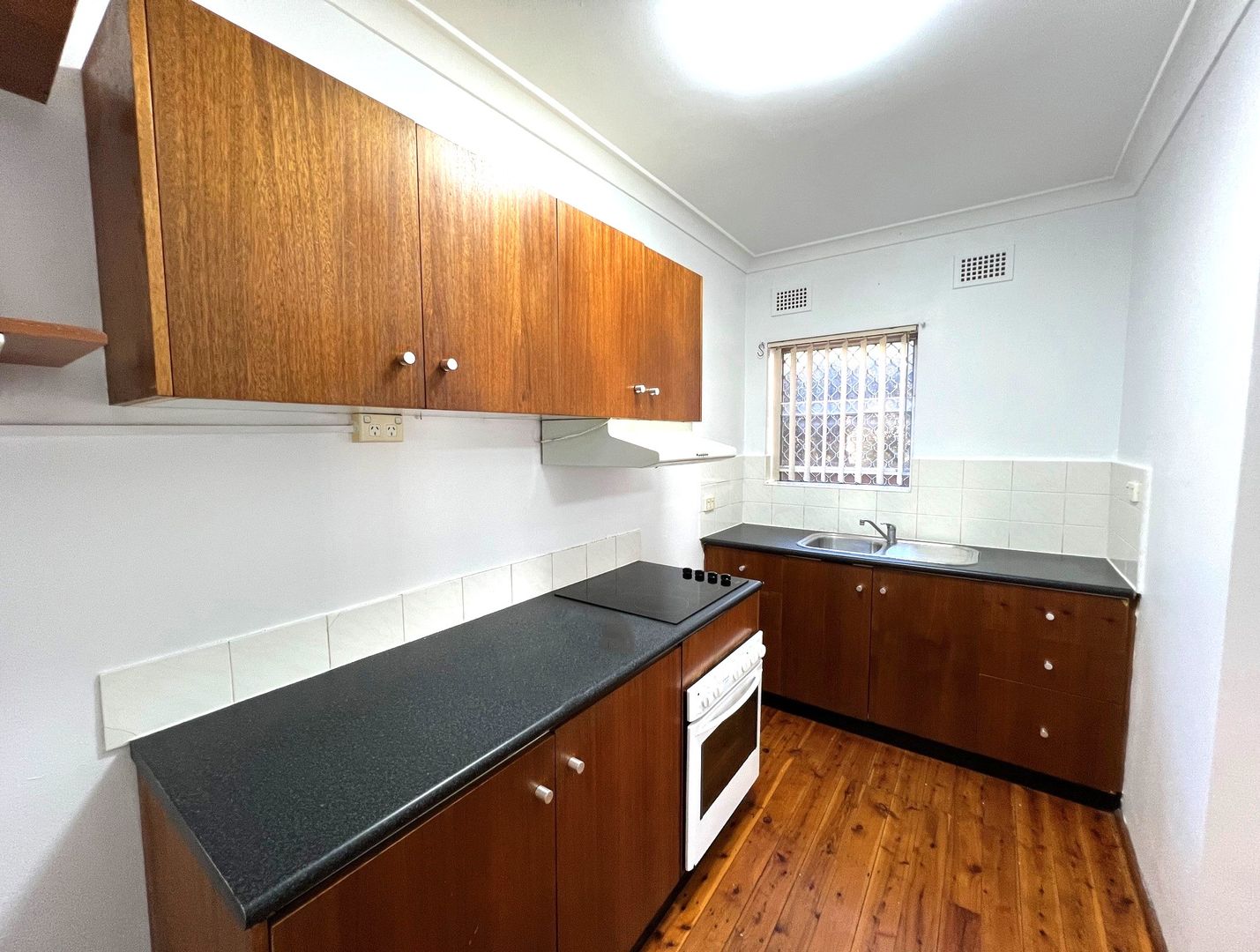 3/11 Blake Street, Kogarah NSW 2217 - Apartment For Rent - $580 | Domain