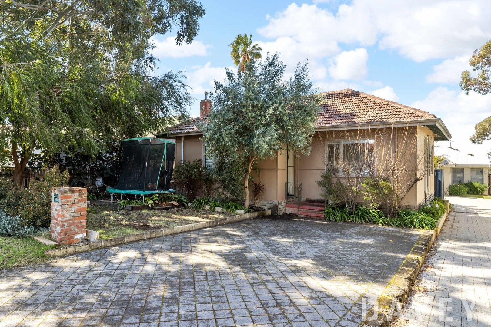 172 Alice Street, Doublevie | Property History & Address Research | Domain
