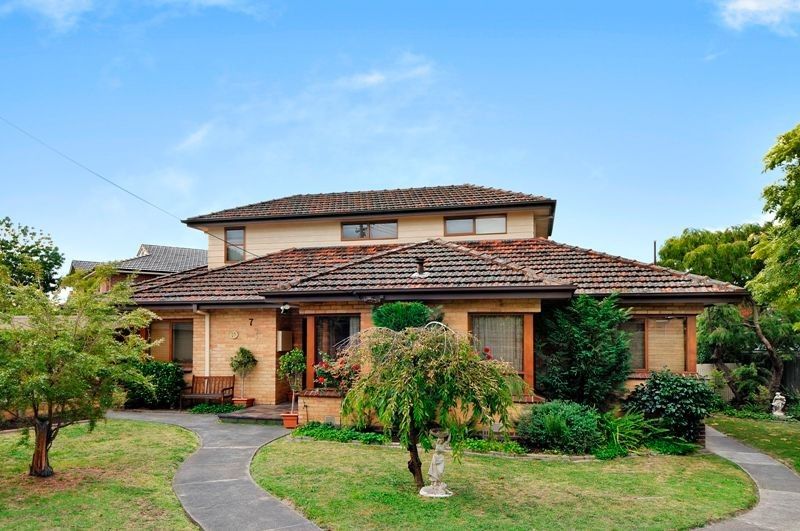 7 Cremorne Street, Balwyn | Property History & Address Research | Domain