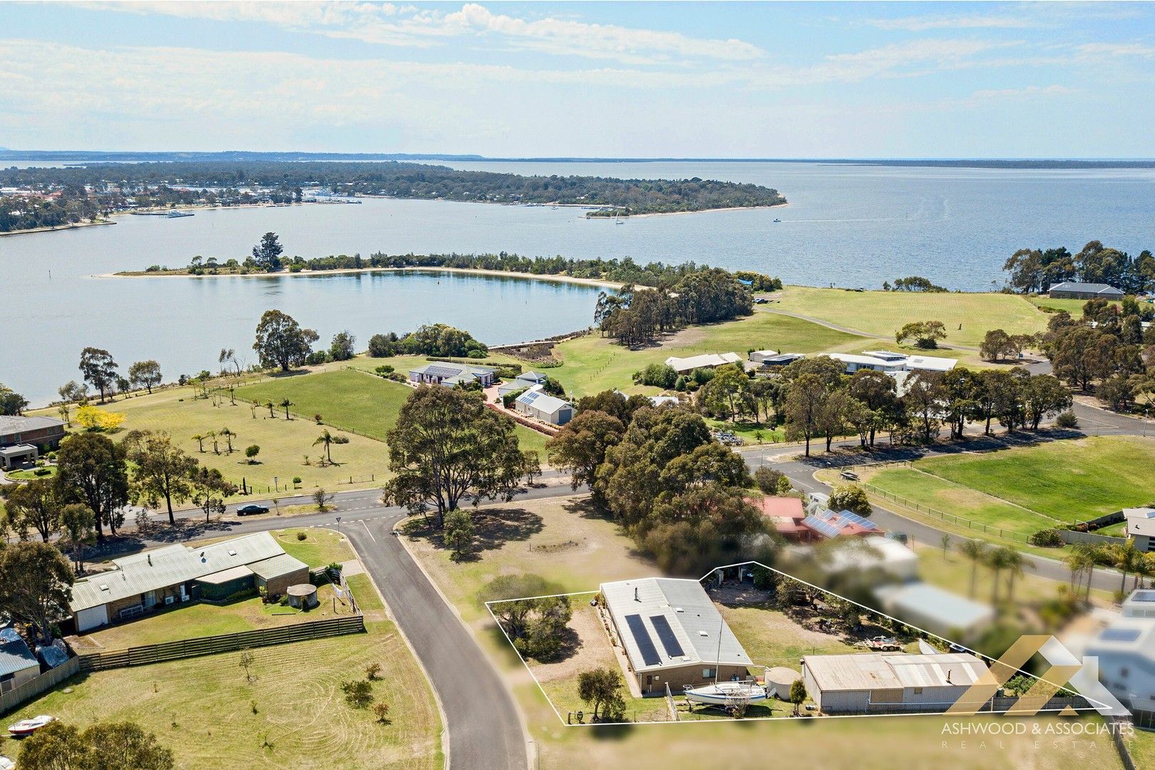 16 Bayside Ave, Newlands Arm VIC 3875 | Domain