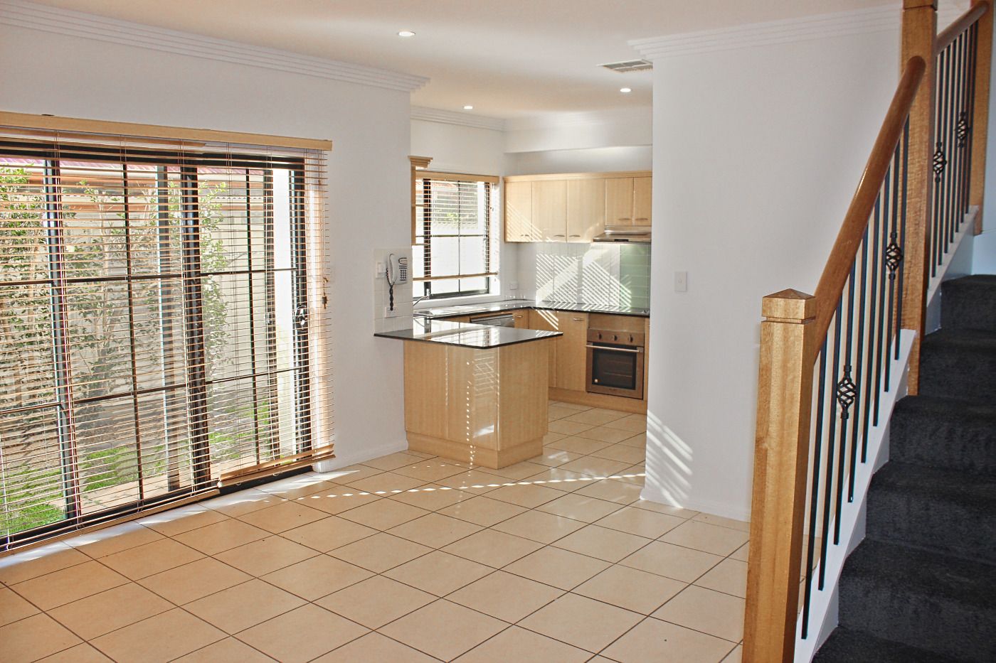 6/25-27 Jacaranda Road, Caringbah NSW 2229 - Townhouse For Rent | Domain