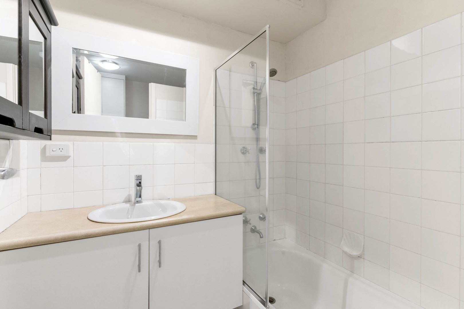 15/572 Newcastle Street, West Perth WA 6005 - Apartment For Rent - $530 ...