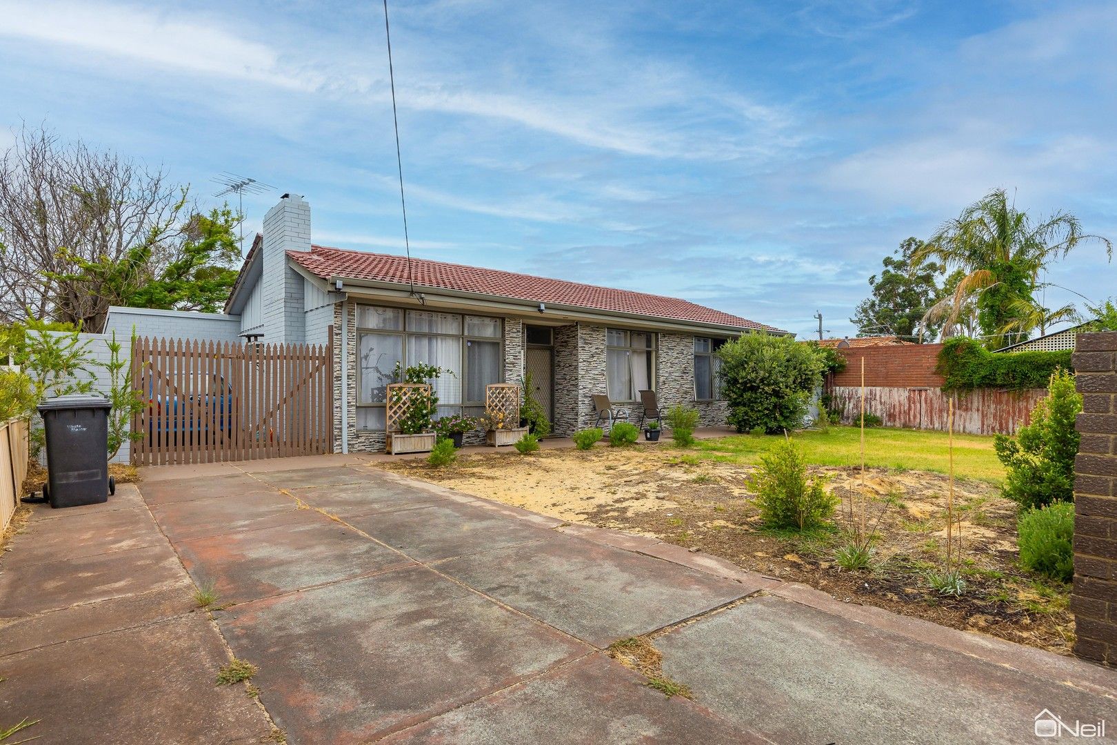 30 Ypres Road, Camillo WA 6111 | Domain