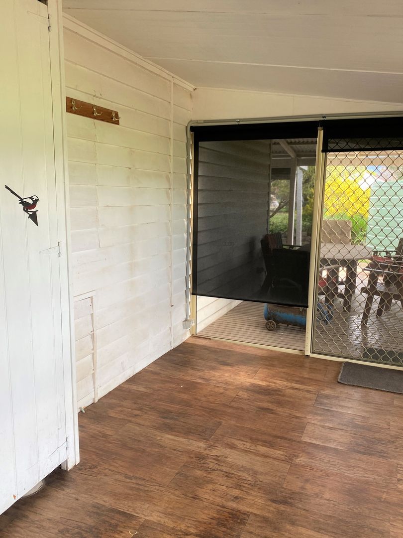 15 Wrights Road, Yarck VIC 3719 - House For Rent - $330 | Domain