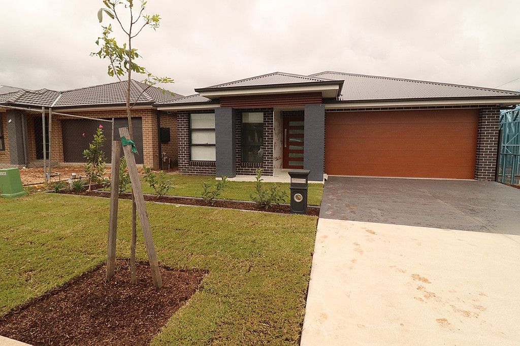 23 Swallow Loop, Oran Park NSW 2570 - House For Rent - $700 | Domain