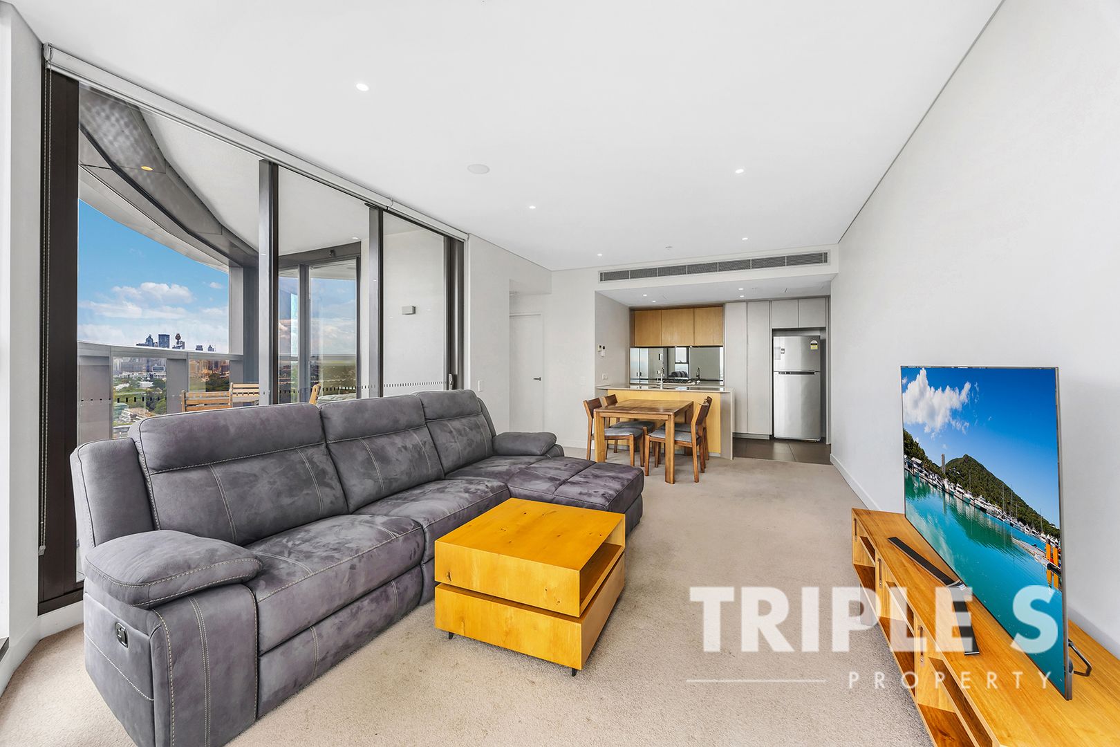 2303/6 Ebsworth Street, Zetland NSW 2017 | Domain