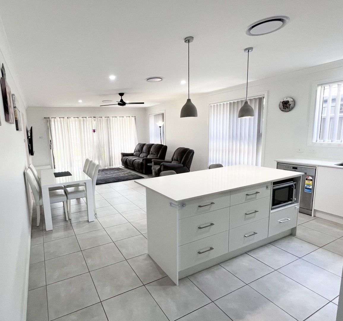 32 Birch Grove, Aberglasslyn | Property History & Address Research | Domain